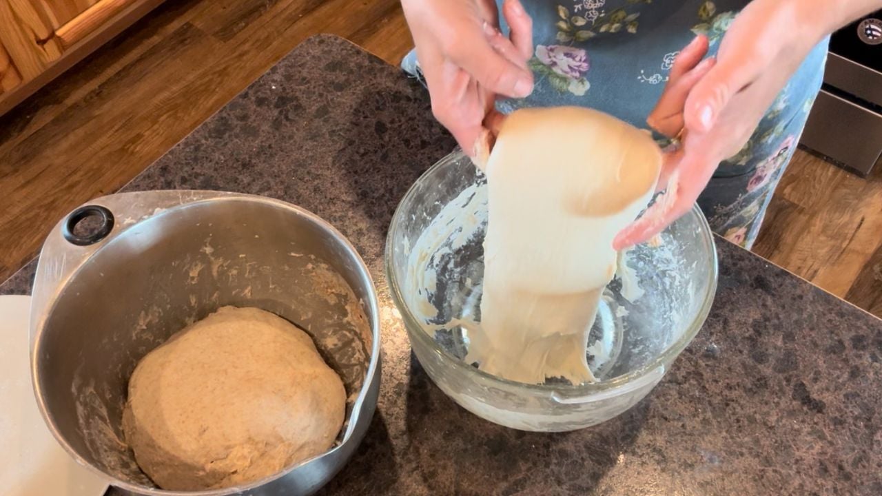 Artisan Sourdough Bread Recipe - Simple and Easy (Video) - Wagon Wheel ...
