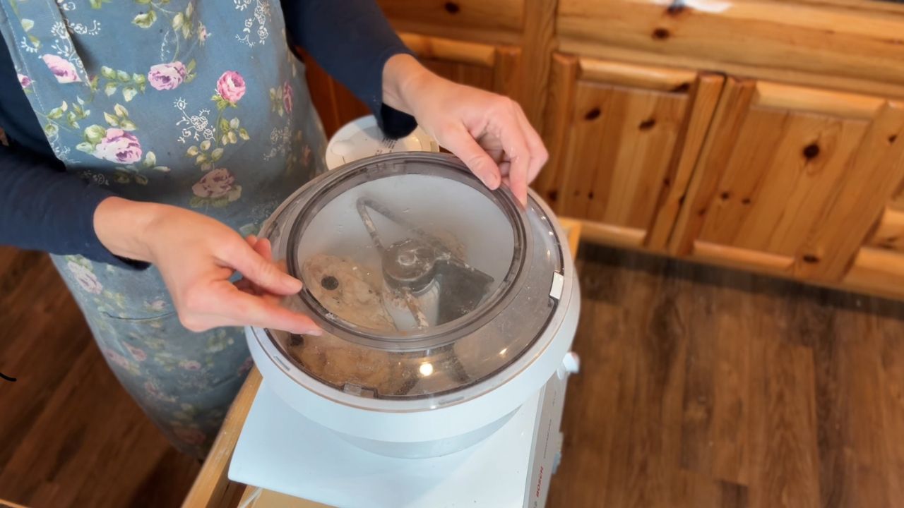 Soft & Chewy Sourdough Bagels - Wagon Wheel Homestead