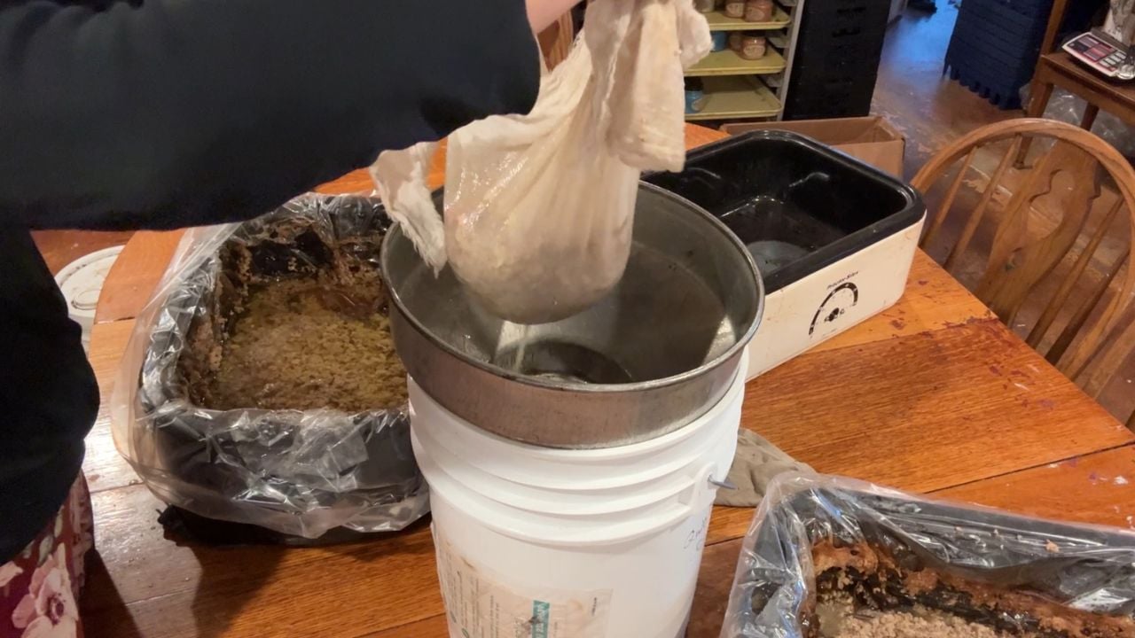 How To Process Beef Tallow - A Healthy & Traditional Fat (Video ...