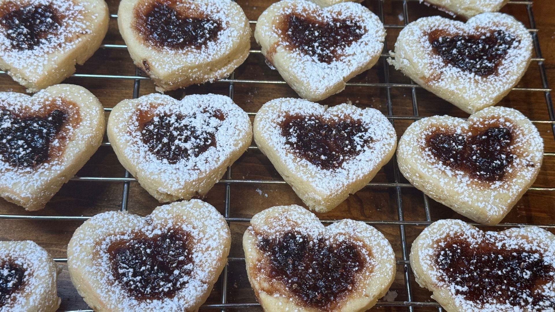 How To Easily Make A Sourdough Starter Without A Scale - Wagon Wheel ...