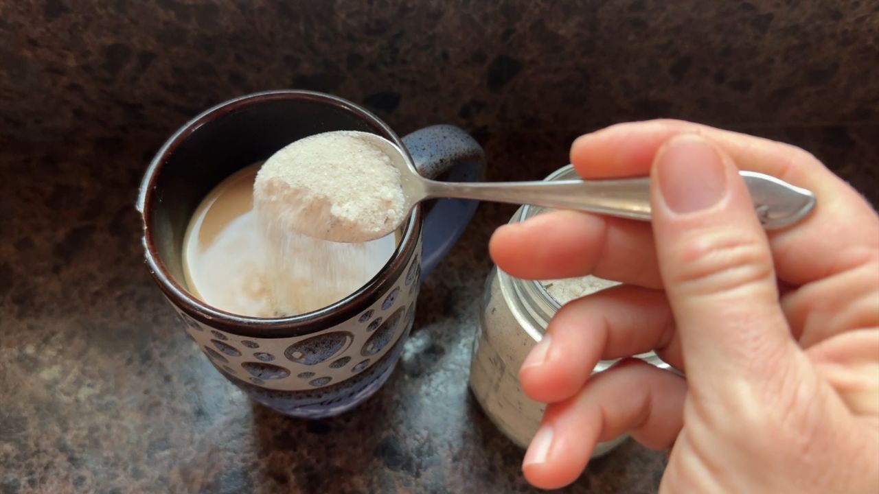 How To Make Homemade Vanilla Sugar - Wagon Wheel Homestead