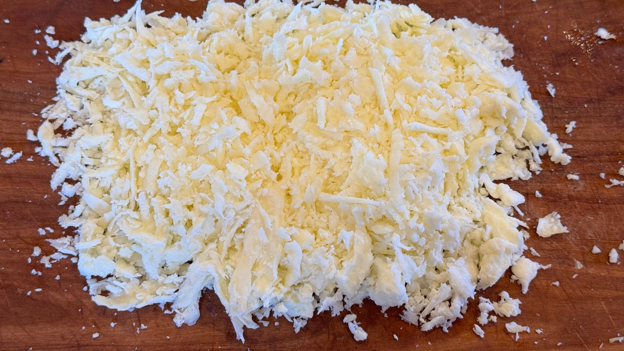 Homemade Mozzarella Cheese Made With Clabber Culture - Wagon Wheel ...