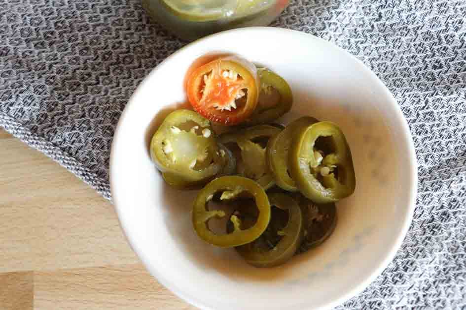 How To Make Fermented Jalapeno Peppers - Wagon Wheel Homestead
